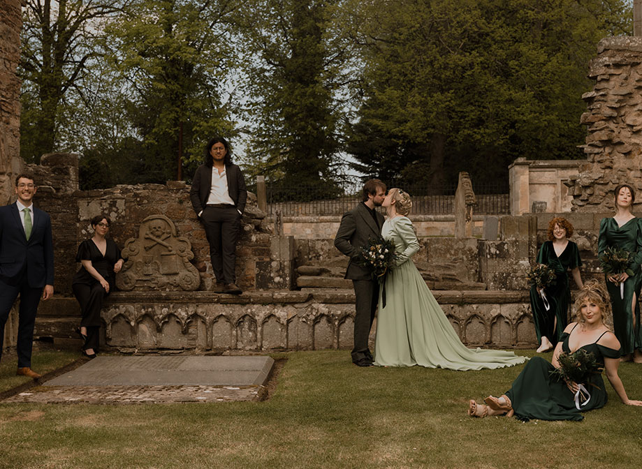 Spellbinding witchy wedding in ruined Highland cathedral