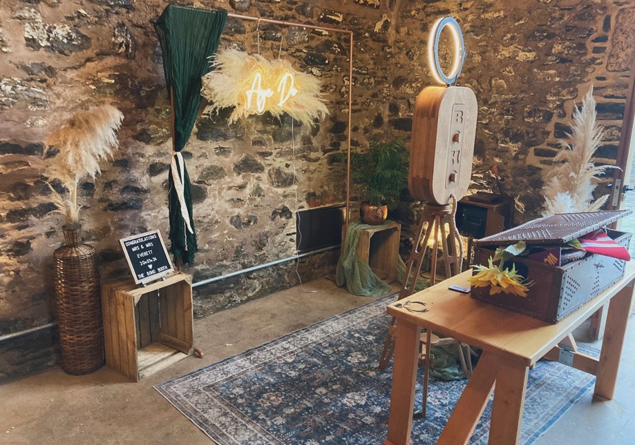 Tie The Knot Scotland | The Boho Booth