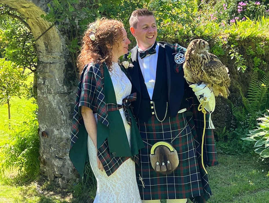 Tie The Knot Scotland | Strathblane Falconry