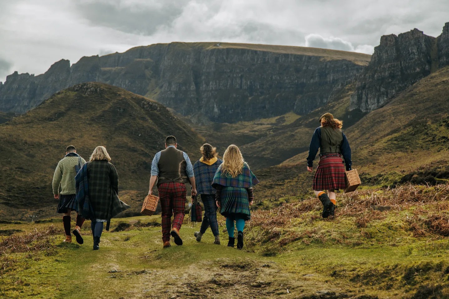 Tie The Knot Scotland | Gordon Nicolson Kiltmakers