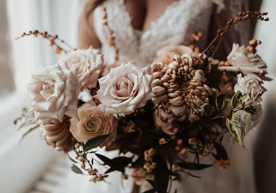 Tie The Knot Scotland | A Curious Arrangement