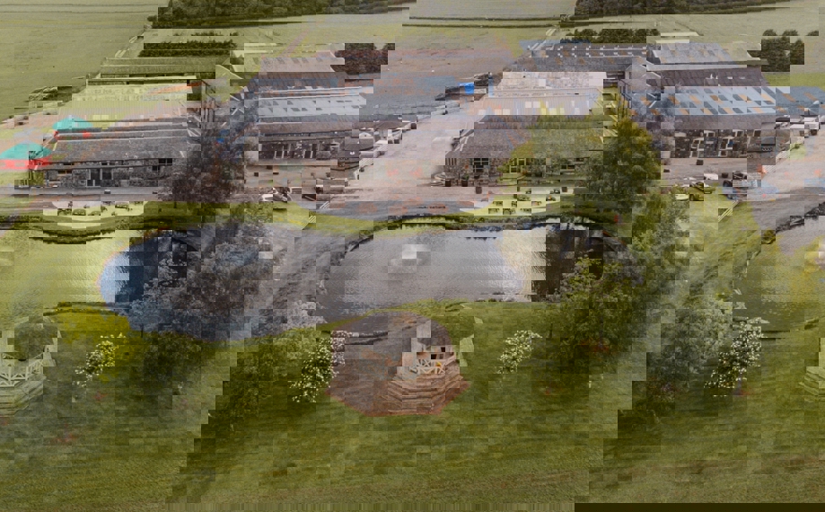 Tie The Knot Scotland | Bachilton Barn